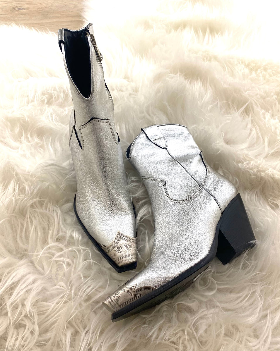 Free People Brayden Boot – Fuss Boutique